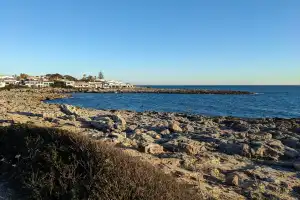 What to see in Cala Biniancolla, Menorca | Vacalia